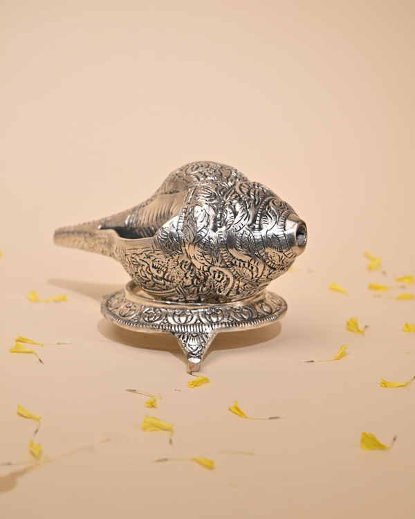 German Silver Shankh – Sacred Conch for Pooja & Home Décor – Rutvi